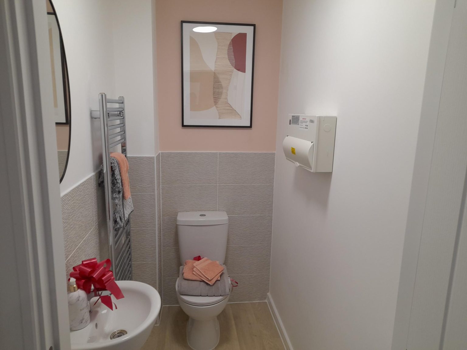 Alvaredus - Fairham - EMH | EMH
