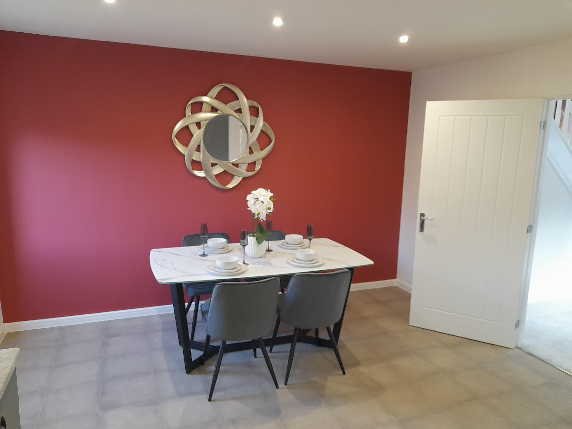 Alvaredus - Fairham - EMH | EMH